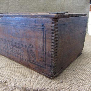 RARE Vintage Tanglefoot Wooden Box > Container > Wood Sanitary Fly ...