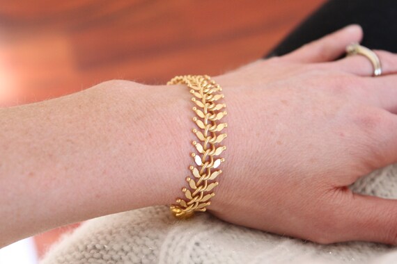 Items similar to Gold Fishbone Chain Bracelet on Etsy