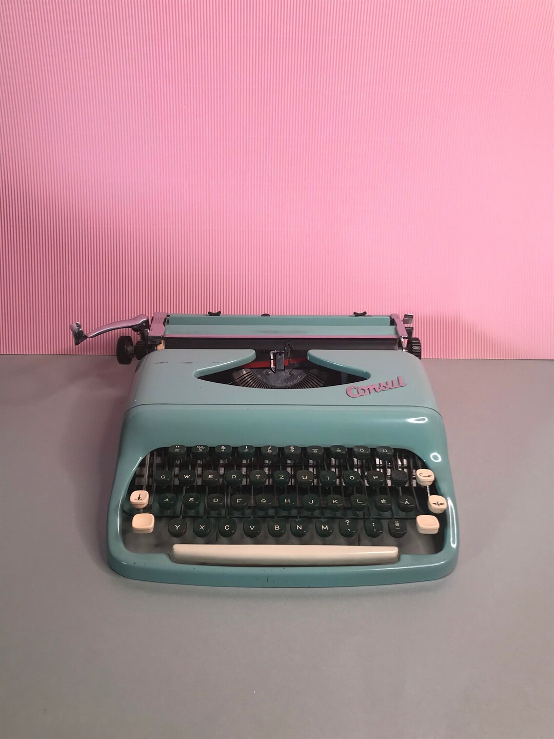 Consul Portable Typewriter 1960s WORKING Typewriter- MINT Green - Etsy