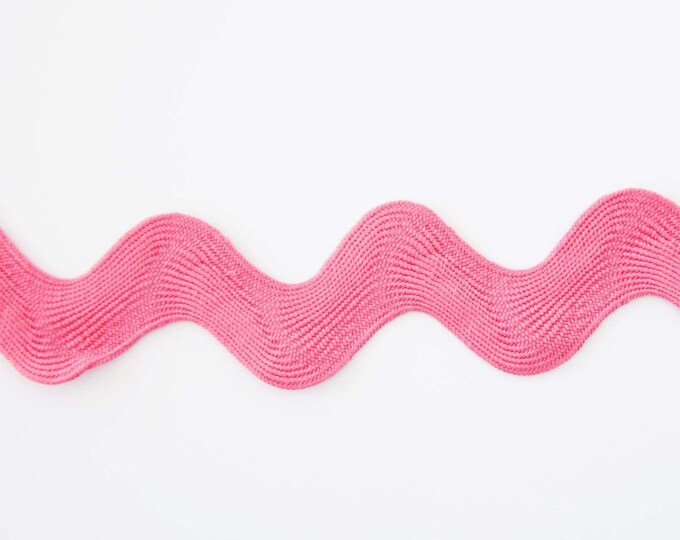 Jumbo Raspberry Ric Rac, Riley Blake Designs 1.5 Raspberry Ric Rac Trim ...