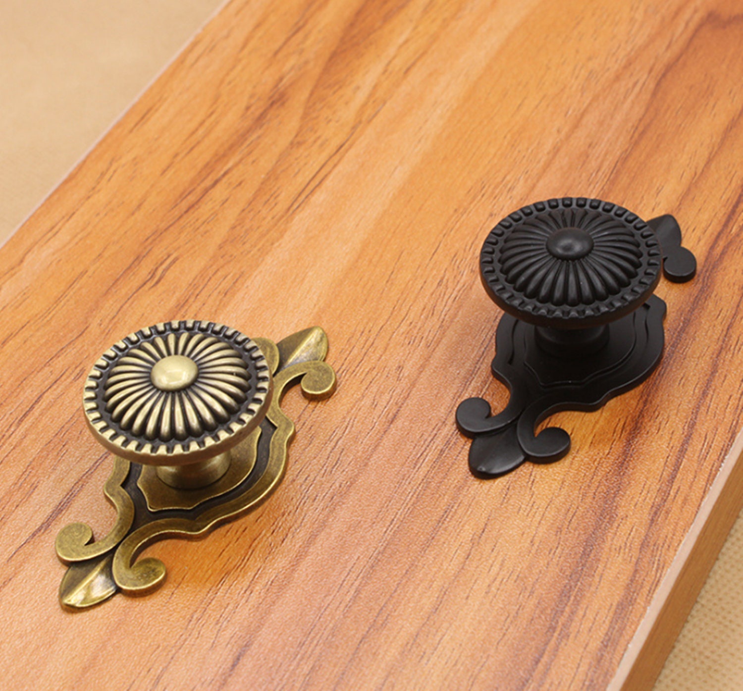 Vintage Style Rustic Knobs / Antique Bronze Black Dresser Knob | Etsy