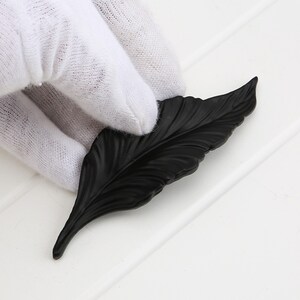 1.25" 2.5" Leafy Drawer Pulls Handles Leaf Cabinet Handles Pull Vintage ...