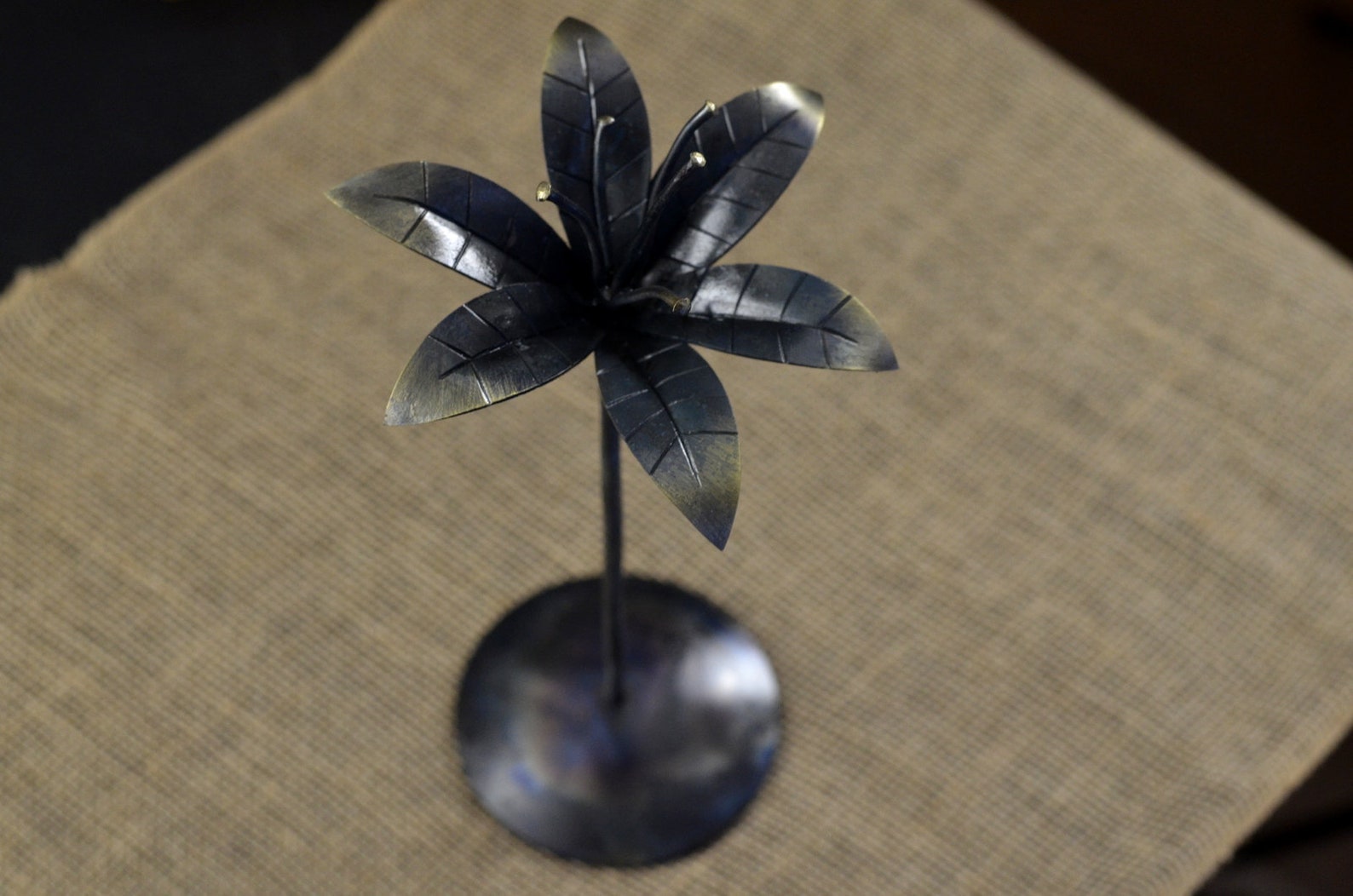 Metal Lily Art Sculpture *14" Metal Lily Blacksmith Made Sculpture ...