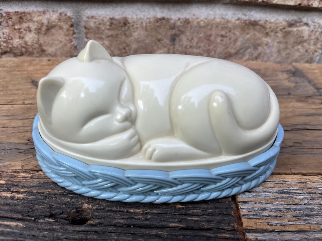 Vintage Avon Lint Cleaner – White Cat Figurine on Blue Basket ...
