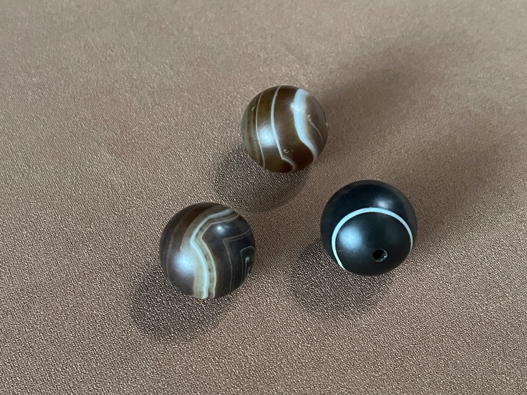 Authentic Antique Tibetan Dzi Stones - Shipping İncluded. - Etsy