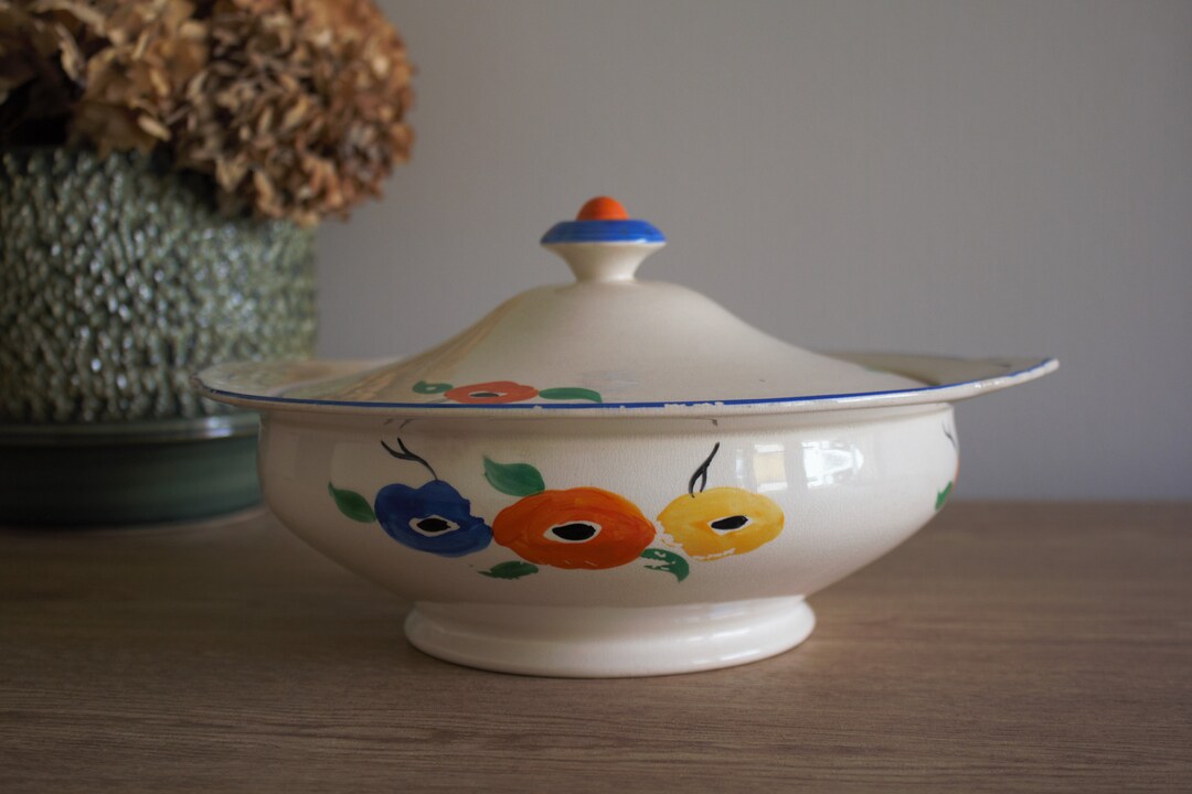 Pearl Pottery, Hanley England. Hand Painted Art Deco Style Casserole ...