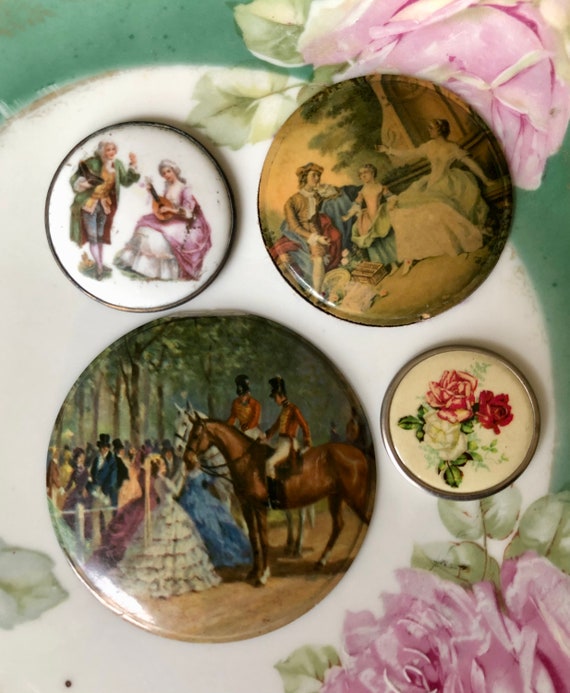 Collection of 4 Victorian Medallions from Antique Pow… - Gem