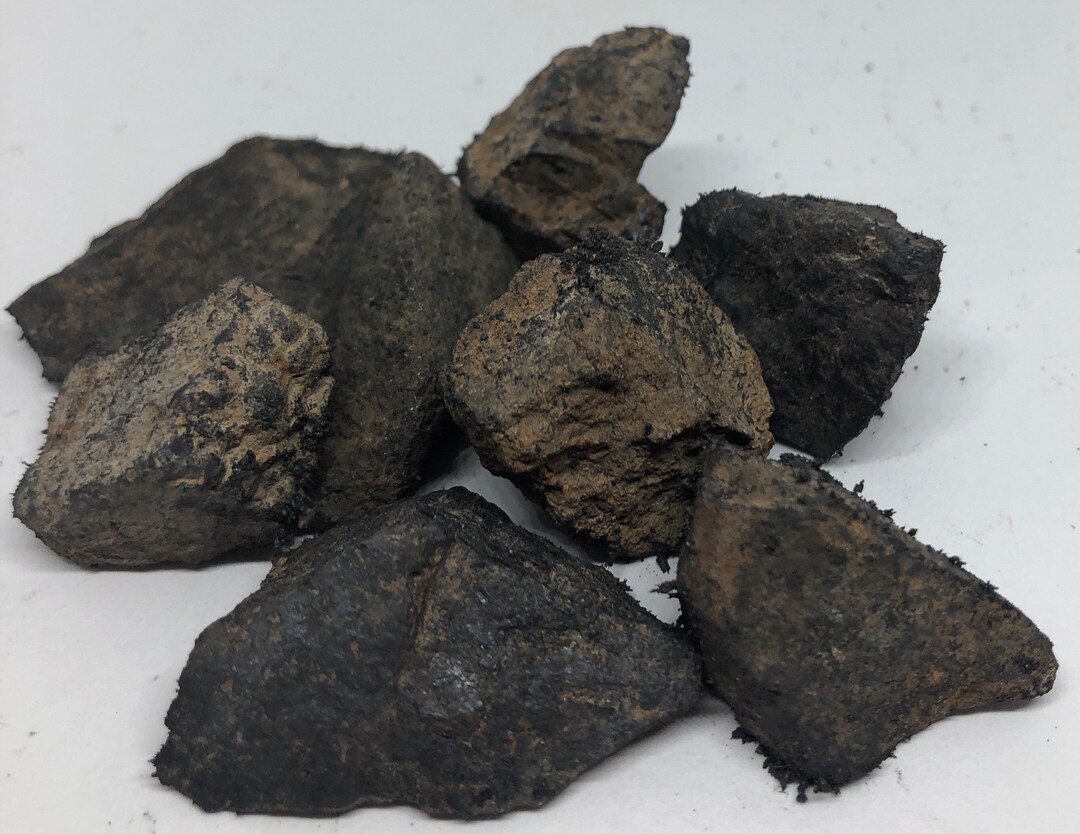 Lodestone Raw Natural Stone, Lodestone / Magnetite Rough Stone, Stone ...