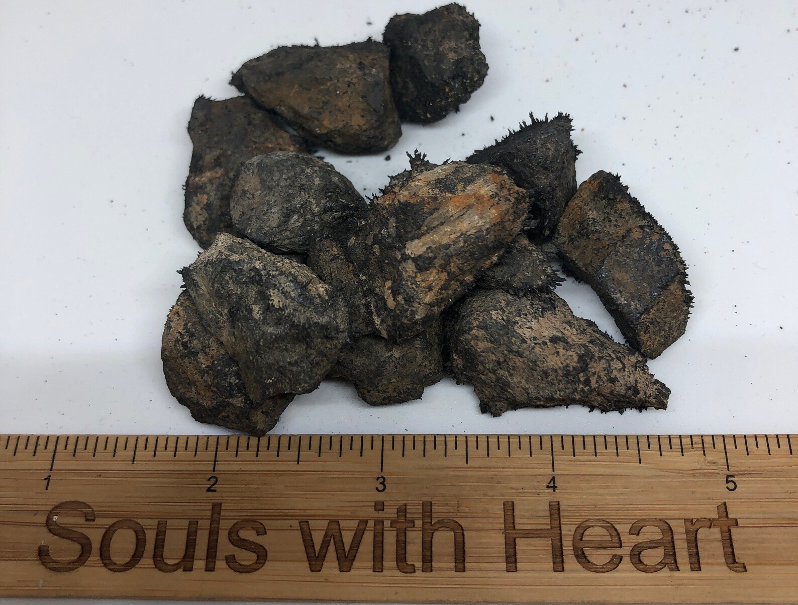 Lodestone Raw Natural Stone Lodestone / Magnetite Rough - Etsy