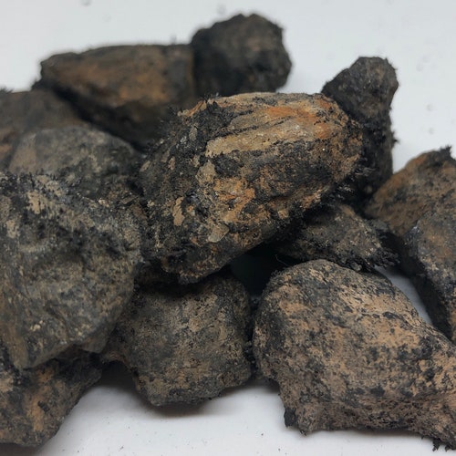 Lodestone Raw Natural Stone Lodestone / Magnetite Rough - Etsy