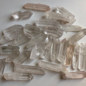 Clear Quartz Point Small Point 6-9 Gramshealing Stone - Etsy