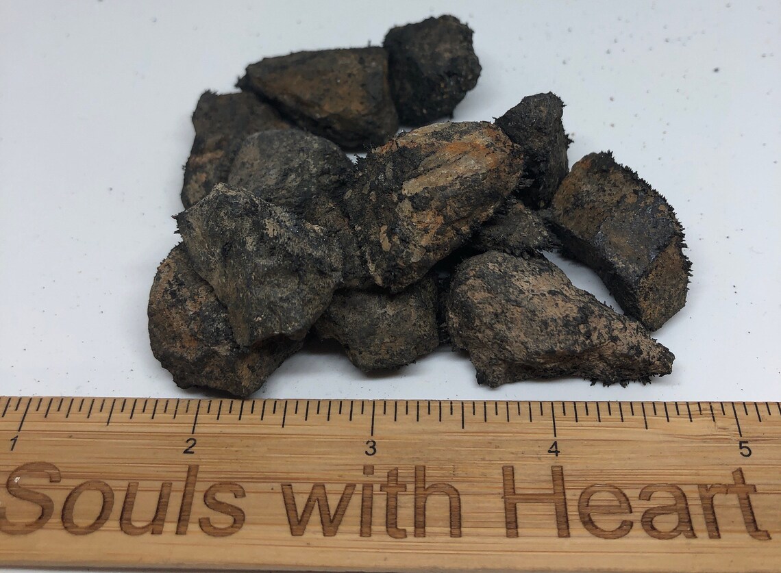 Lodestone Raw Natural Stone Lodestone / Magnetite Rough - Etsy