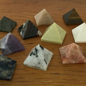 Pyramid 25mm,one Small Gemstone Pyramid, Polished Gemstone Pyramid ...