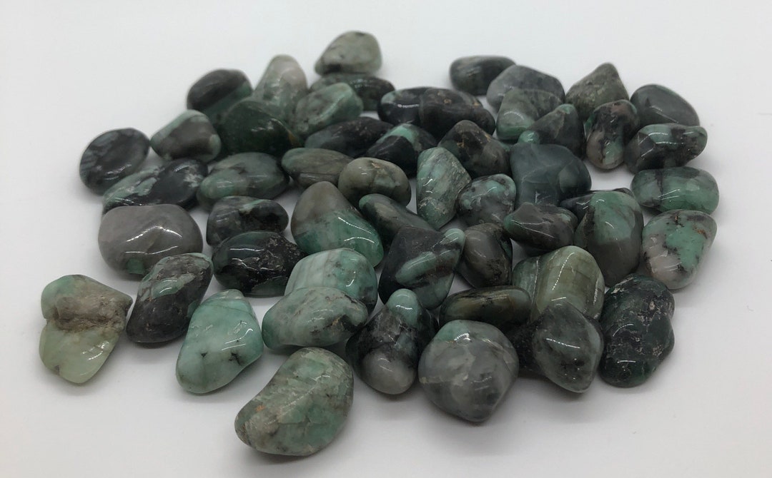 Emerald Premium Grade A Small Tumbled Stone, Stone of Inspiration ...