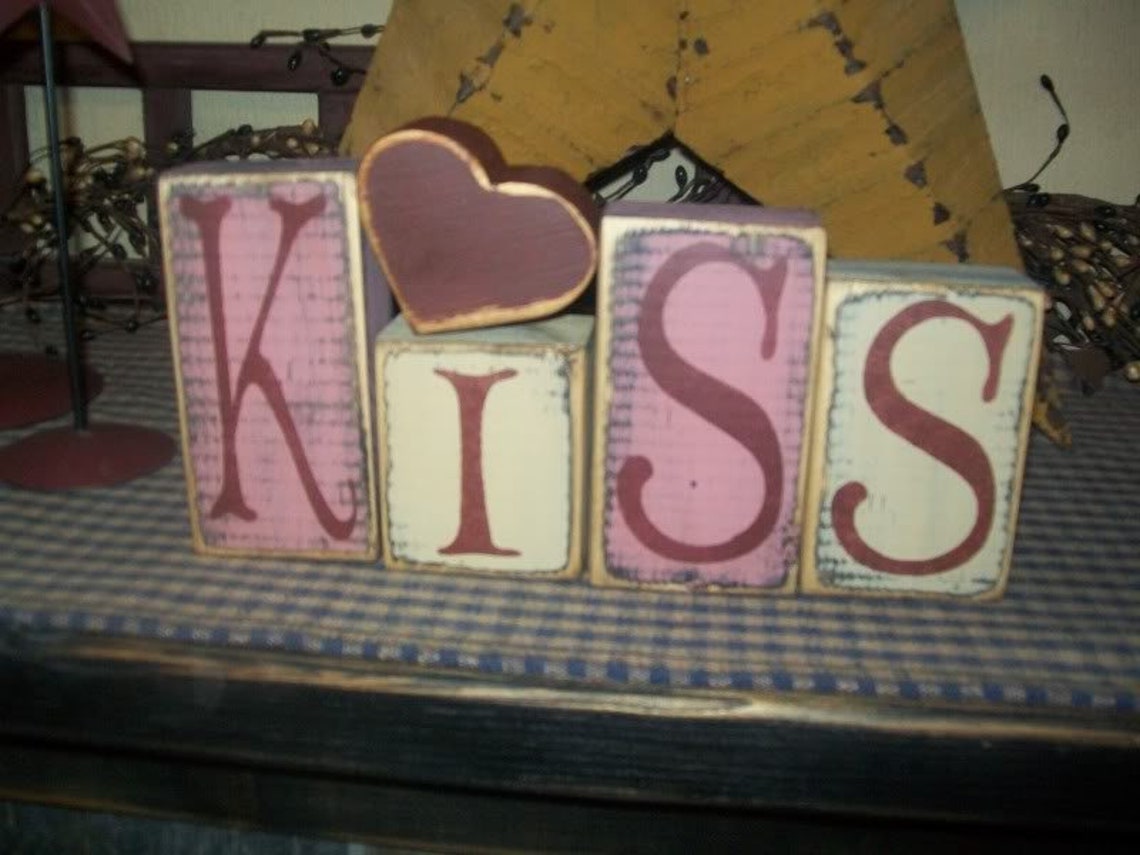 Kiss Heart Primitive Block Sign - Etsy