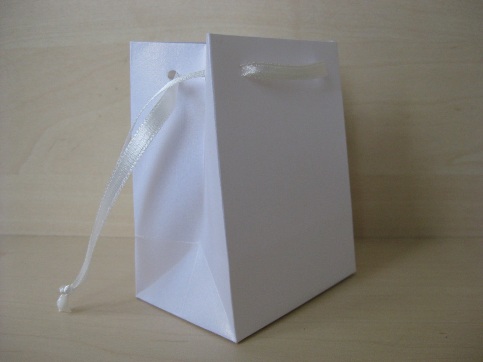 50 Extra Small Luxury Metallic Paper Bags .hand Made.satin Ribbon ...