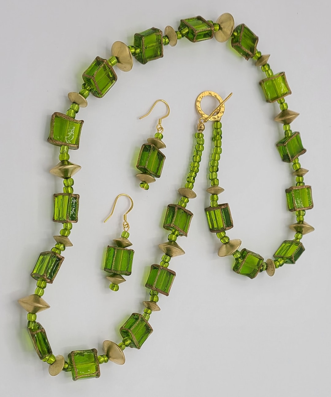 Lime Green and Gold Necklace & Earring Set - Etsy