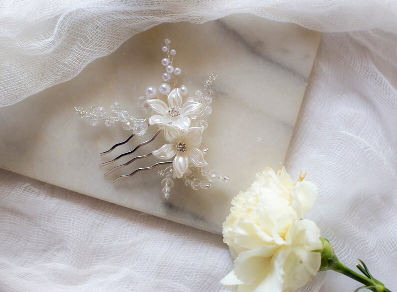 Wedding hair comb Pearl bridal comb Bridal headpiece Wedding | Etsy
