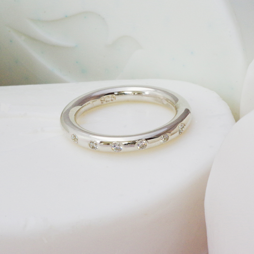 Silver Wedding Ring With 6 Diamonds - Etsy