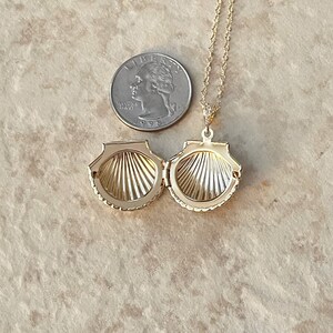 Gold Clam Shell Locket Necklace, Photo Locket Necklace, Keepsake ...