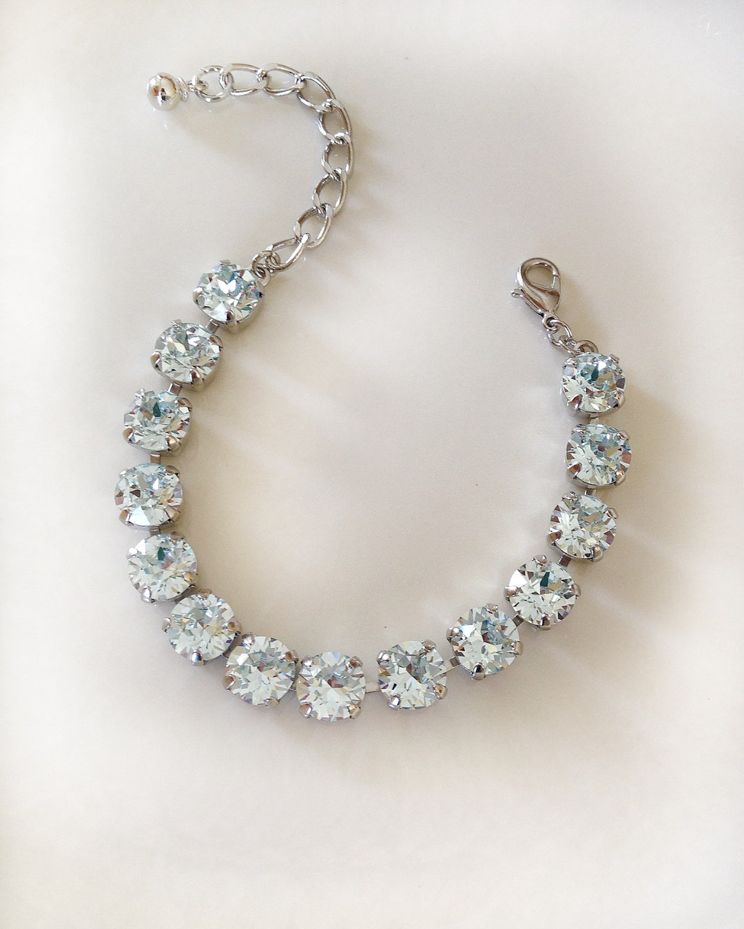 Pale icy aqua blue crystal bracelet bridal something blue - Etsy.de