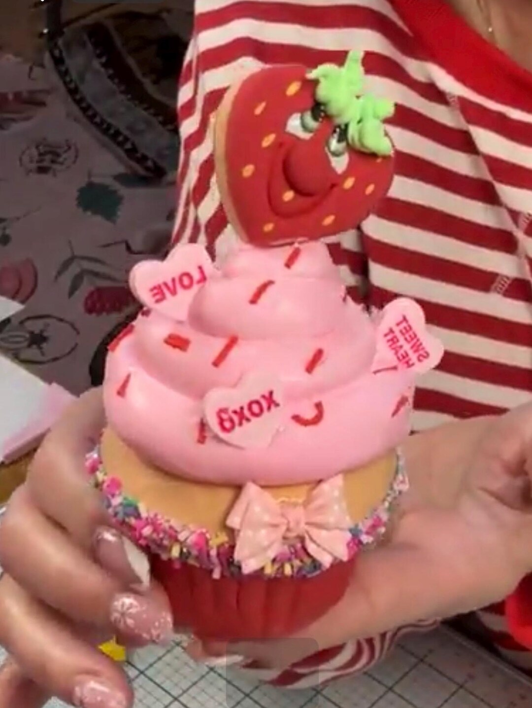 Strawberry Cupcake - Etsy