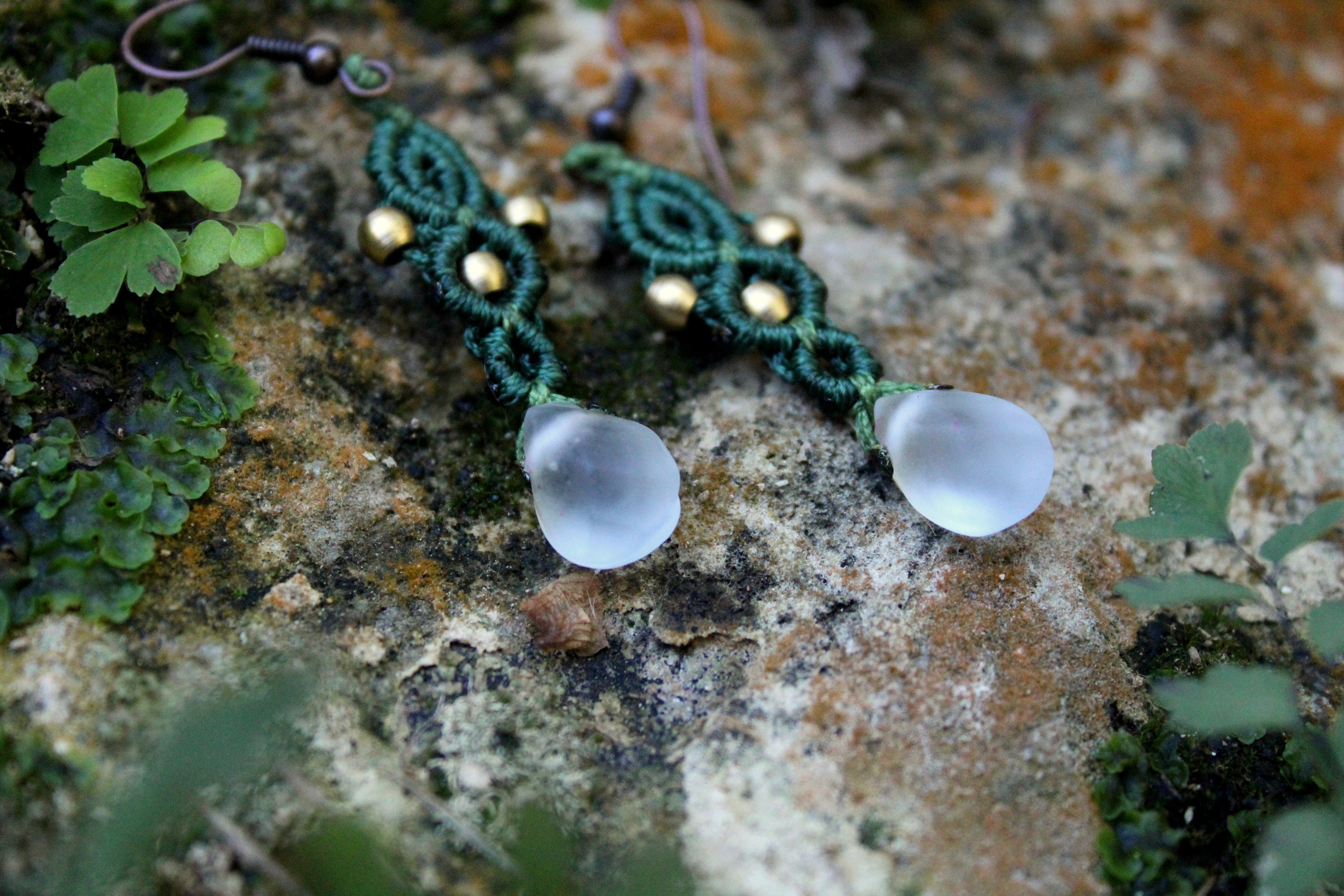 Macrame earrings with glass beads in forest green colours | Etsy