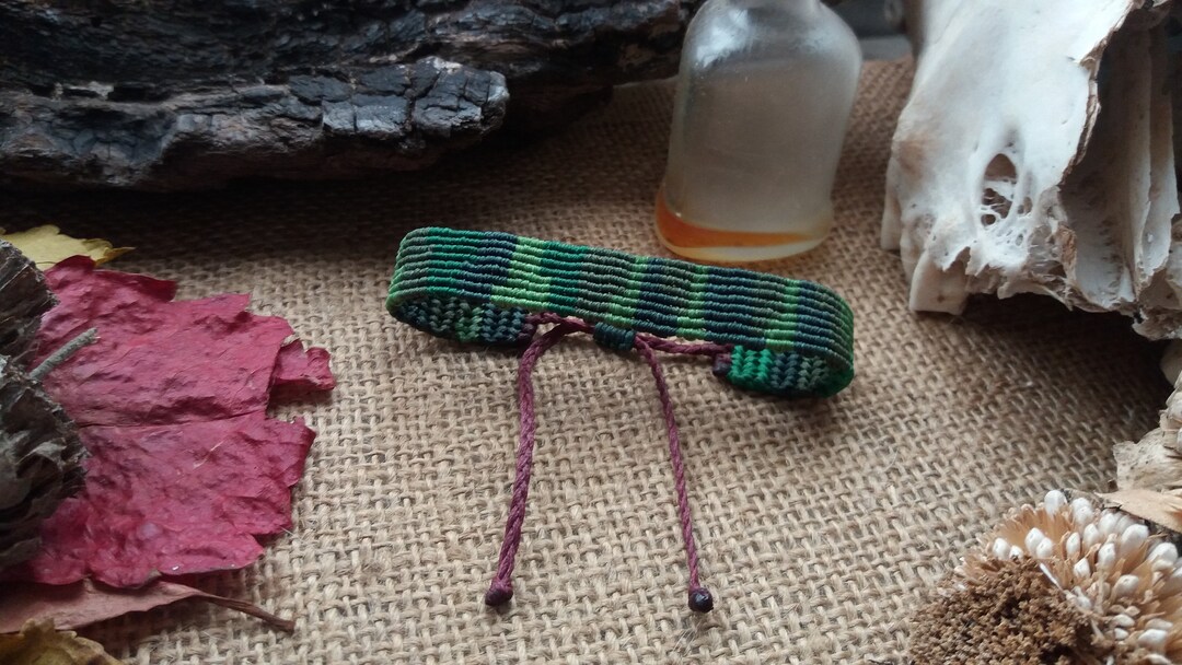 Macrame Bracelet in Green Tones, Military Pattern Macrame Bracelet - Etsy