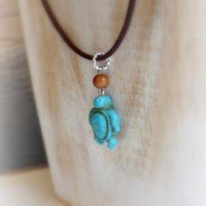 Turquoise Wood Turtle Necklace , Sea Turtle Jewellery , Boho Leather ...