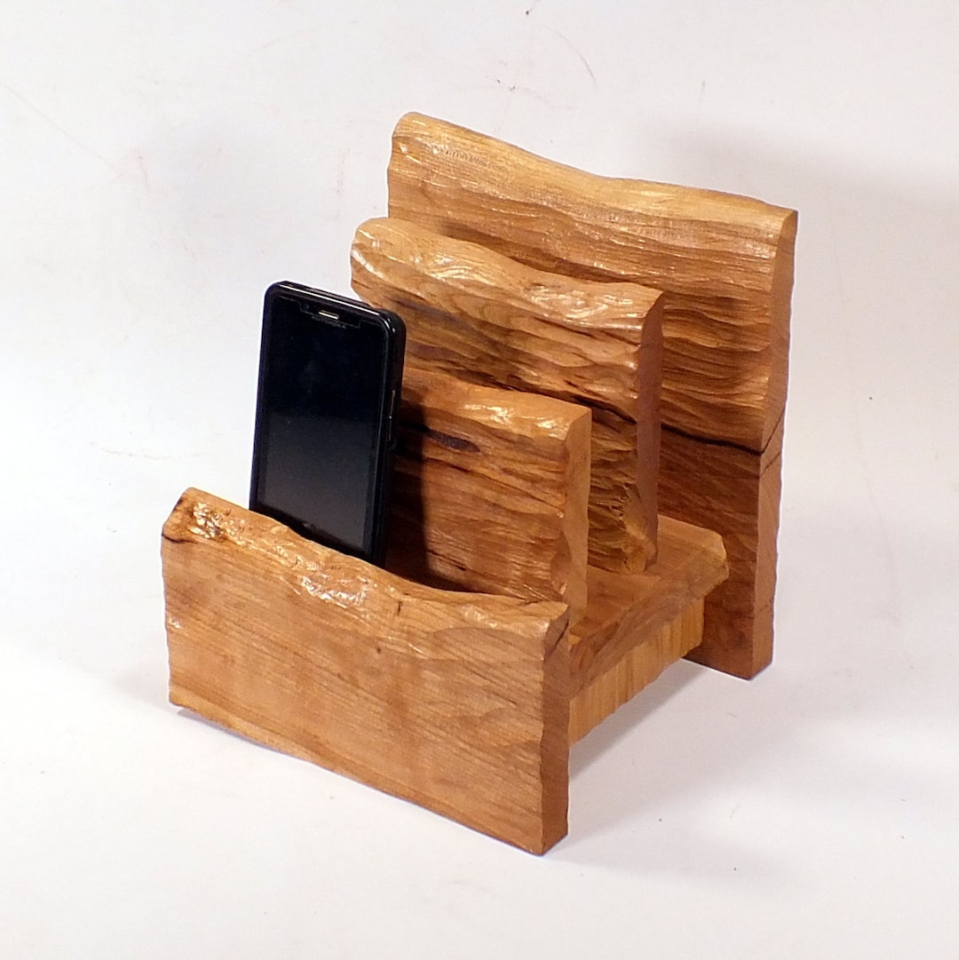 Rustic Charging Station CA Twin Tech Bed Wild Cherry Texturing Phones ...