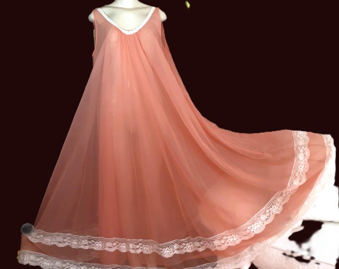Vintage Miss Elaine Double Layered Sheer Chiffon Nightgown Grand Sweep ...