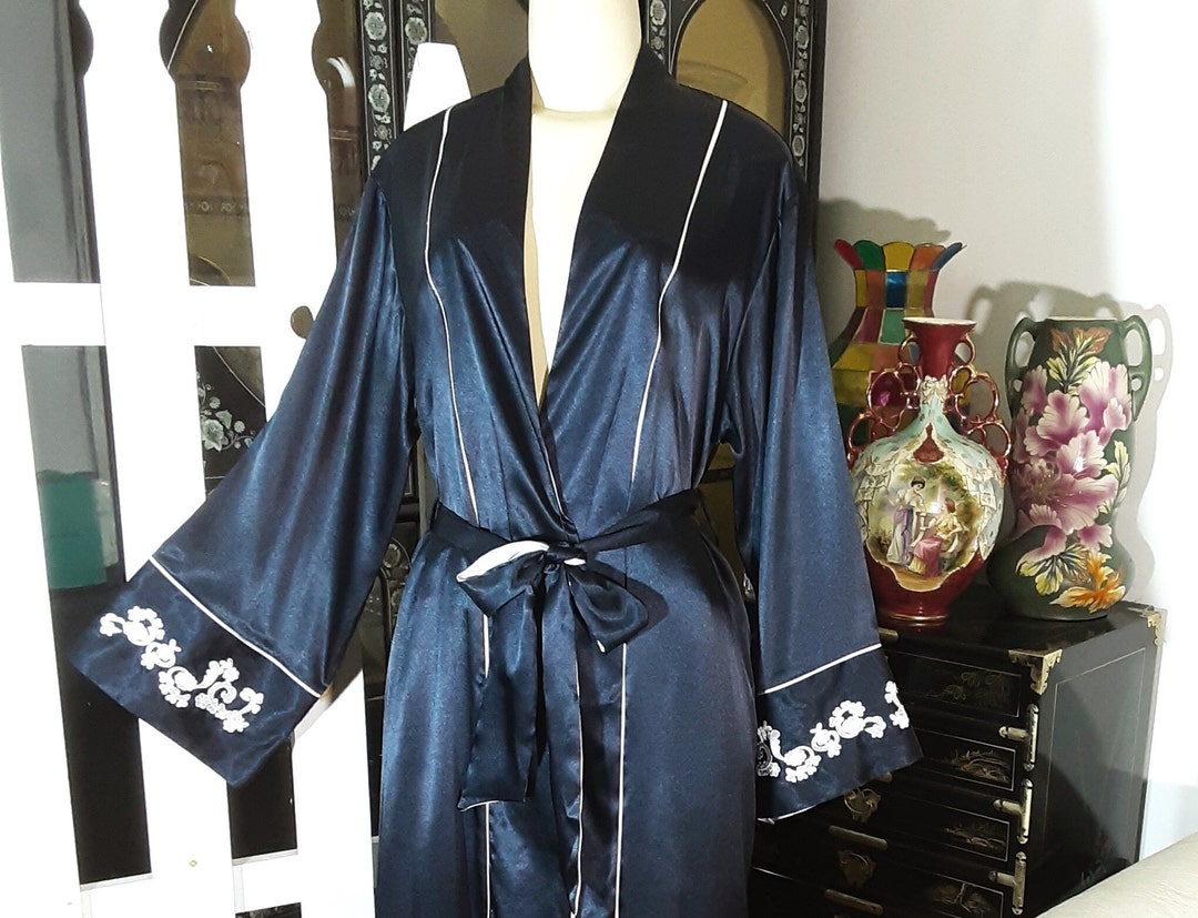 Vintage 1980s Halston Luxury Silky Robe in Satin Black Embroidered ...