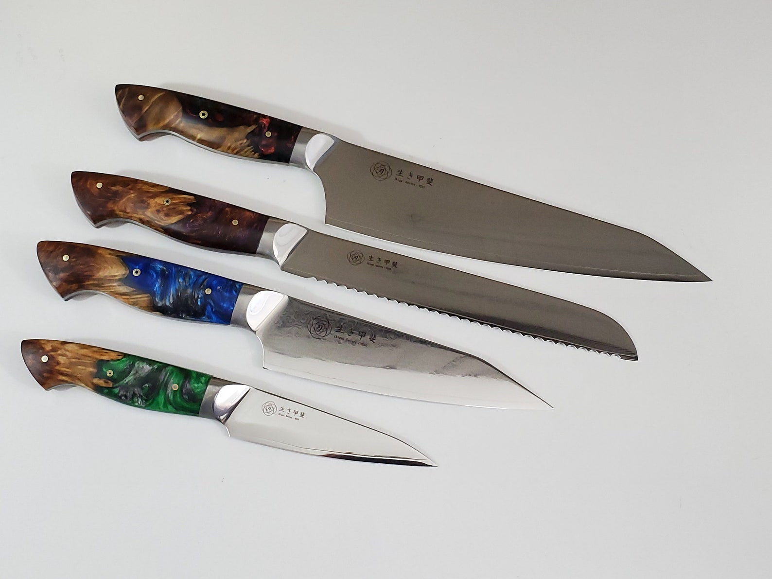 Set of 4 VG10 Damascus Chef Knives- 9", 6" and 8" Bread Knife in ...
