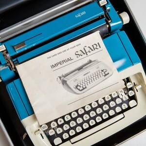 Imperial Safari Typewriter, Made in Portugal, QWERTY Keyboard, 1960s ...