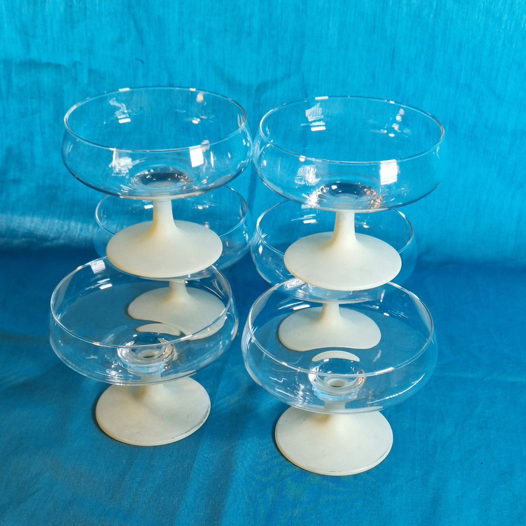 Set of 6 Sundae Dishes, Clear Glass With White Frosted Glass Stems ...
