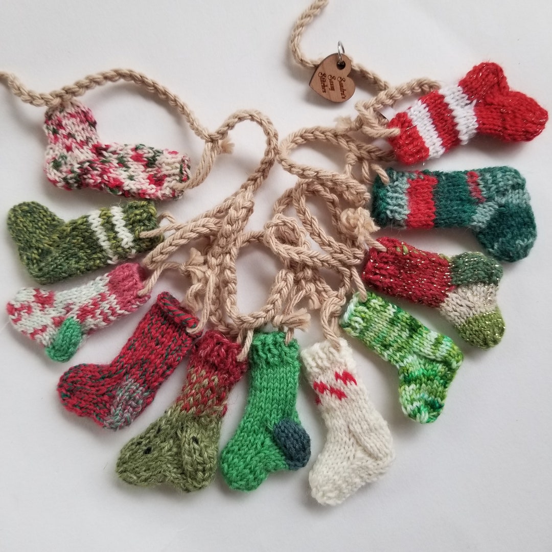 Red and Green Christmas Stocking Garland 4 Ft Long / Sock Garland ...