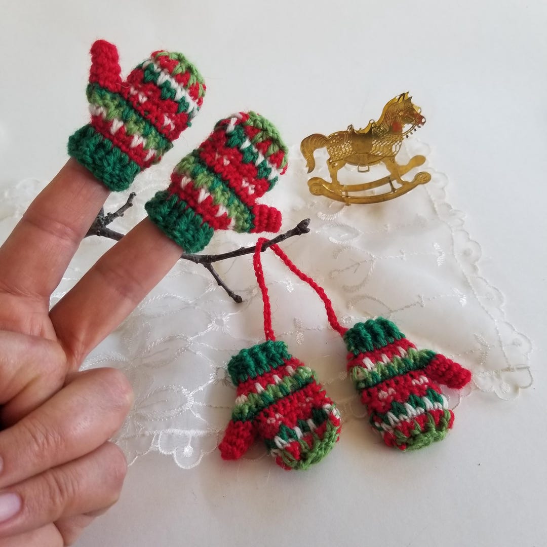 Mini Zig Zag Christmas Mitten Pairs or Ornaments / Christmas Elf ...
