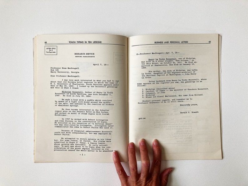 Vintage touch Typing in 10 Lessons Book / 1945 Typing Book - Etsy