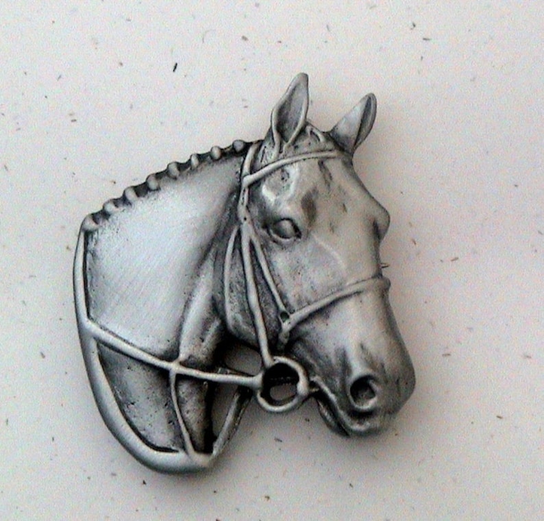Hunter Horse Pin | Hunter Horse Brooch | Jumper Pin | Jumper Horse ...