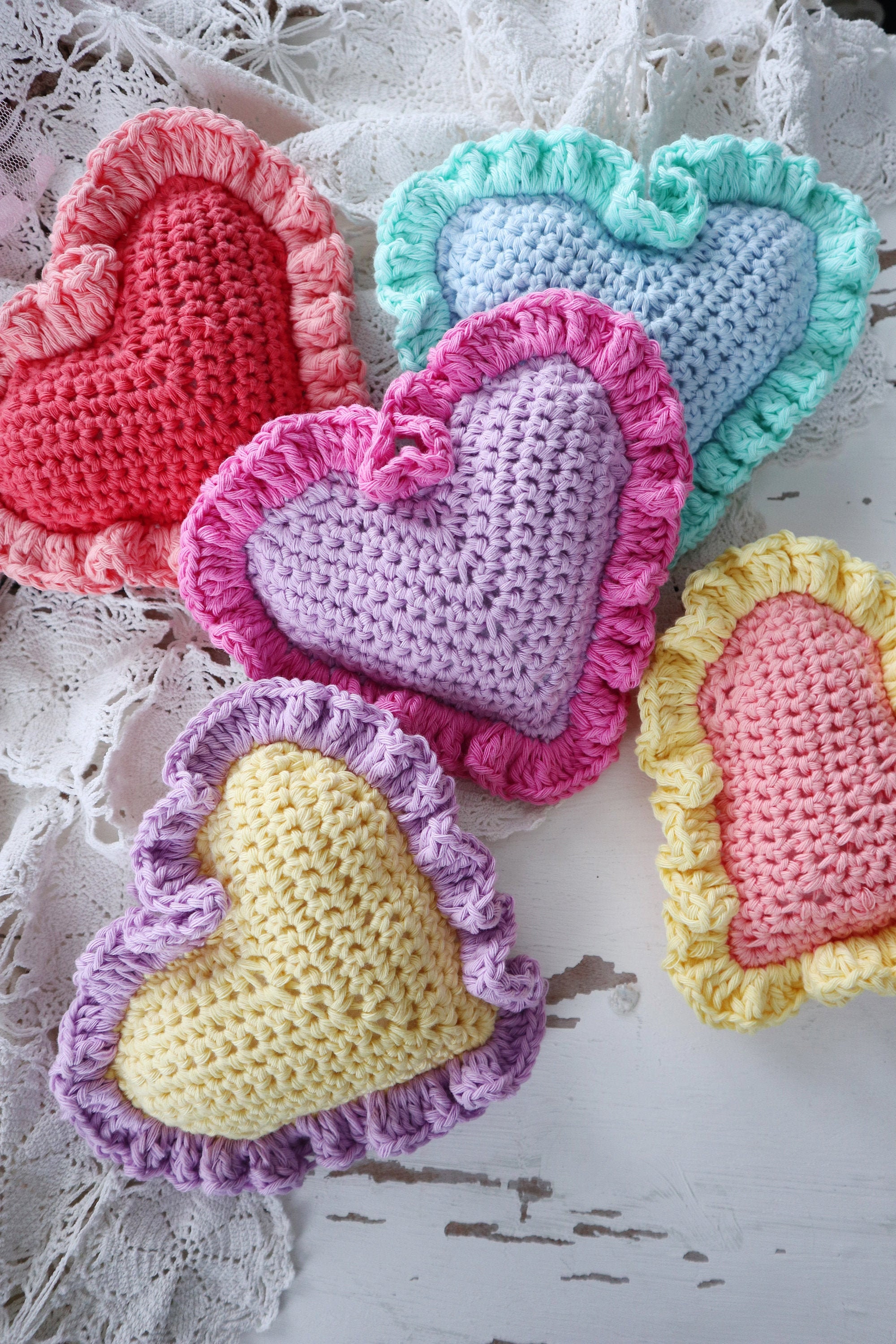 Crochet Hanging Heart Pattern Ruffle Edged Hearts pdf | Etsy
