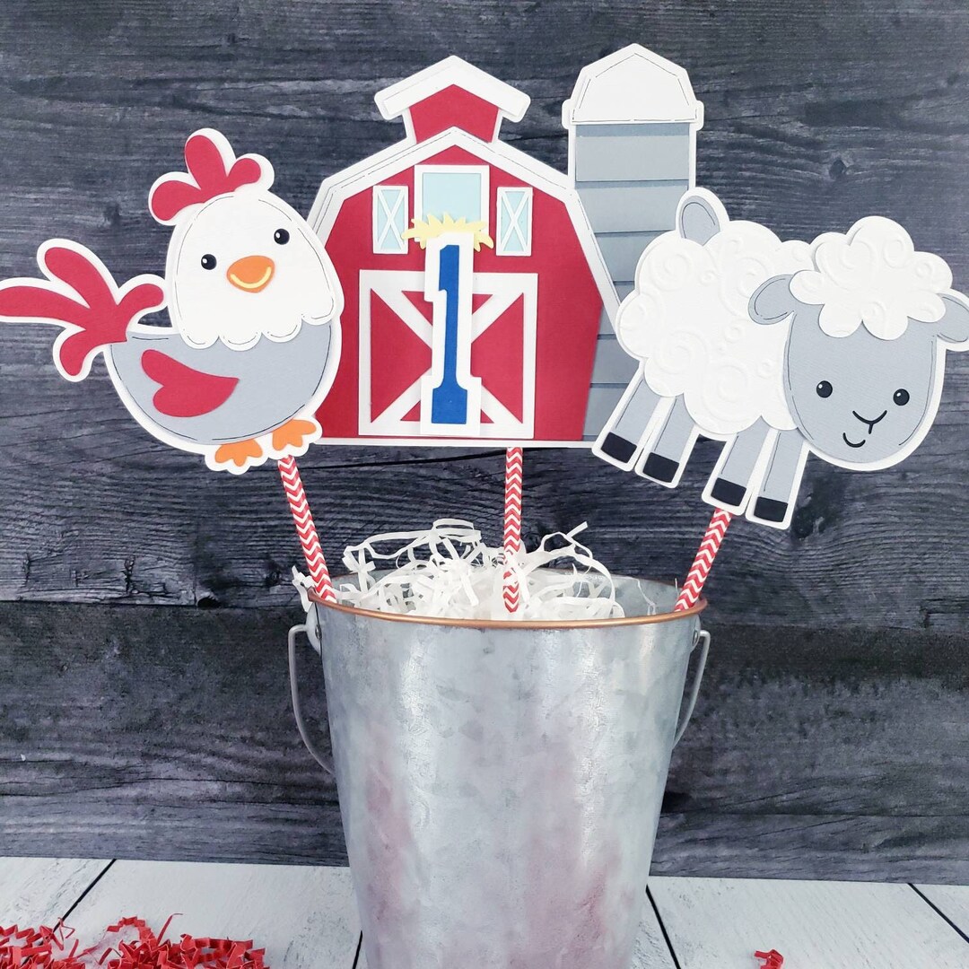 Farm Themed Centerpiece - Farm Birthday - Farm Party - Down on the Farm ...