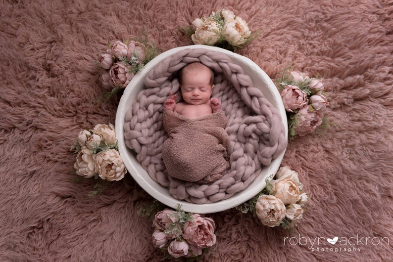 Dusky Pink Newborn Baby Photography Prop Chunky Knit Wool Blanket - Etsy UK