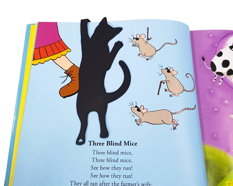 Metal Cat Got Stuck Bookmark: Funny Gift for Cat Lovers - Etsy
