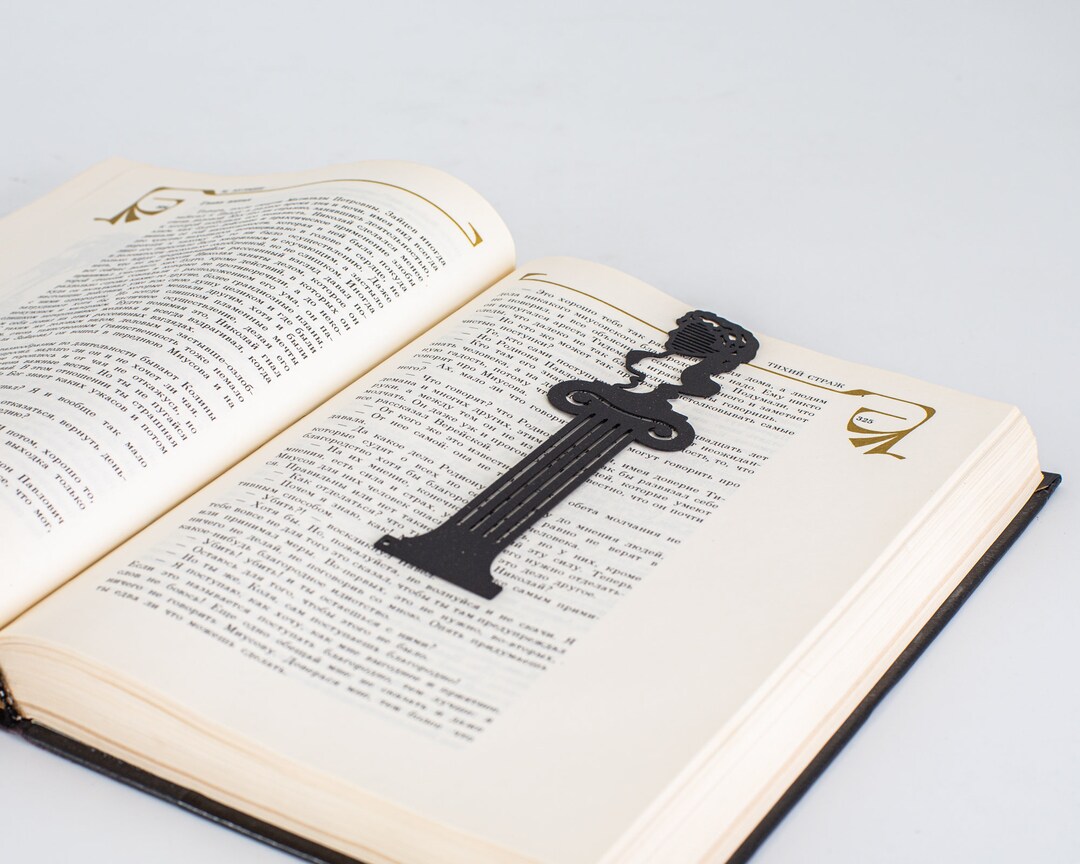 Metal David Statue Bookmark: Art History Reader Gift - Etsy