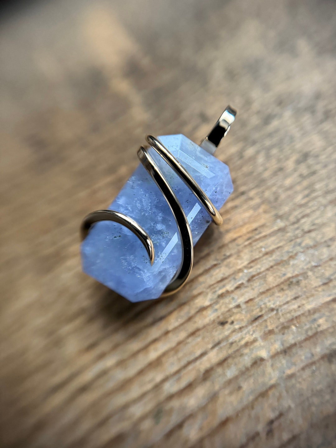 Faceted Hackmanite in 14k Gold Pendant - Etsy