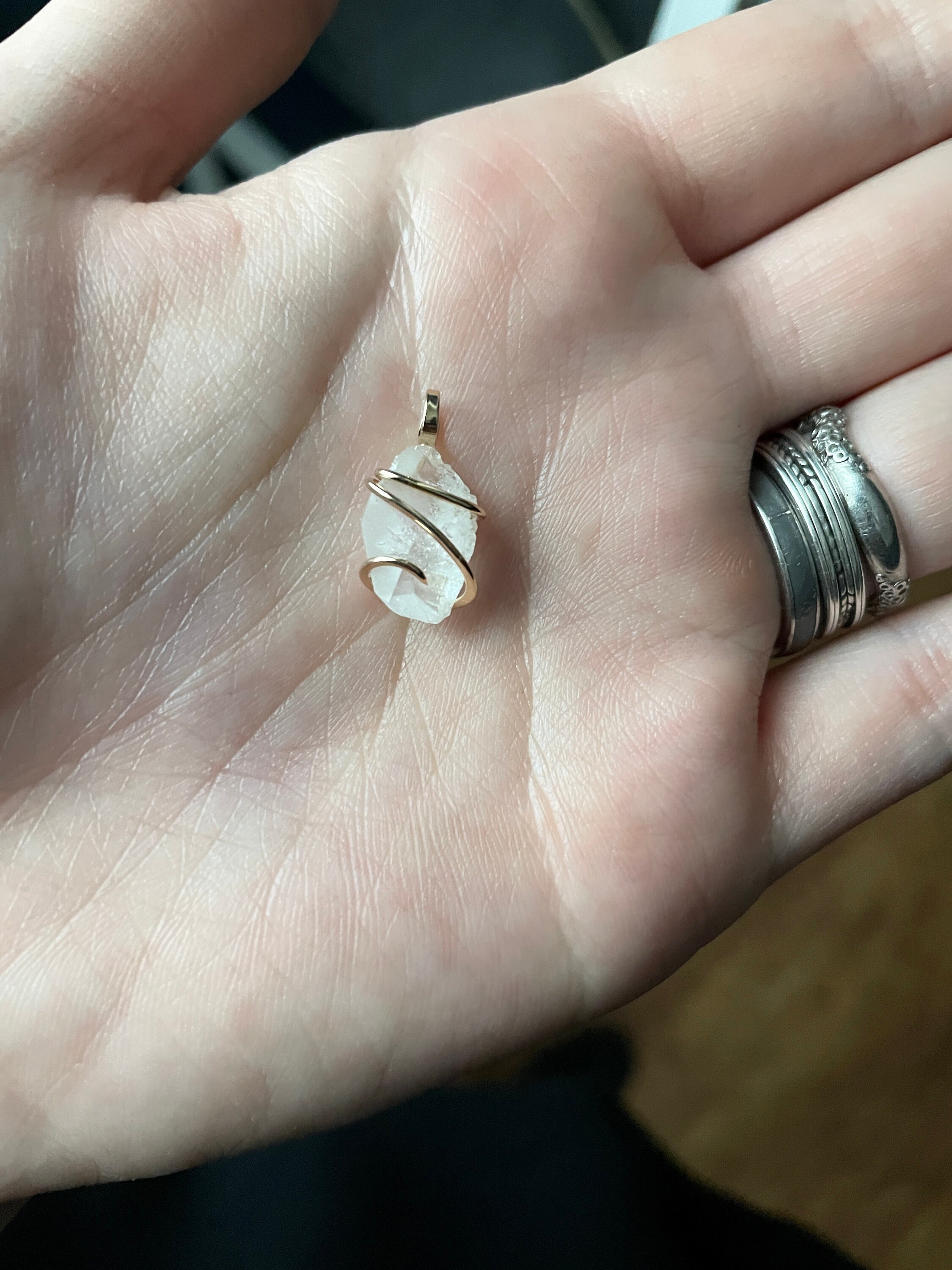 Phenakite crystal in 14k gold pendant | mgmforex.com