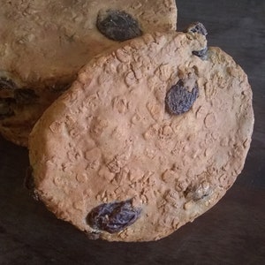 Fake Old Fashion Oatmeal Raisin Cookies (6-12 Piece) - Primitive Bowl ...