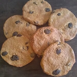 Fake Old Fashion Oatmeal Raisin Cookies (6-12 Piece) - Primitive Bowl ...