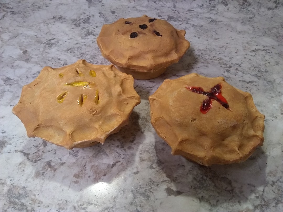 FAKE Mini Double Crusted Pies (3-6) 4 Inch Looks and Smells Like Just ...