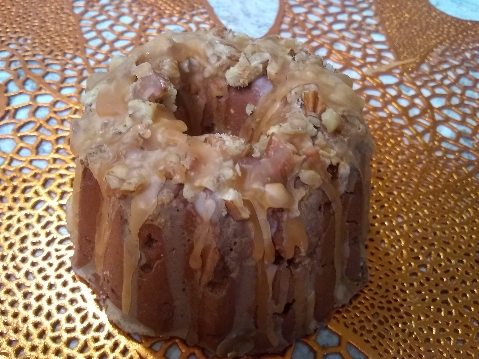 Fake Mini Maple Pecan Bundt Cakes 2-8 Included 4 - Etsy